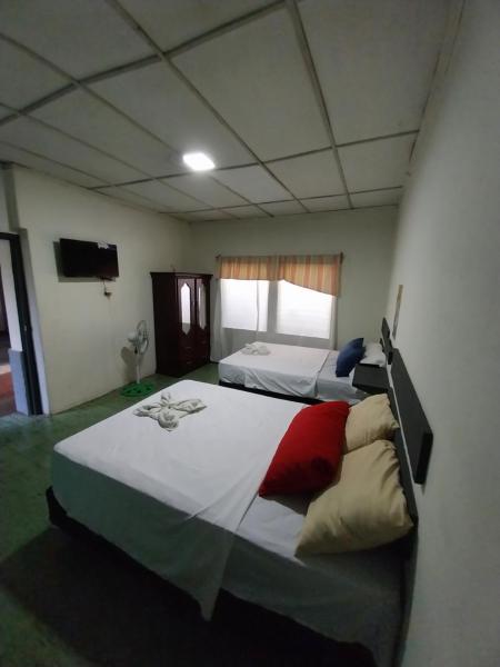 Hostal Casa 25 - El Salvador