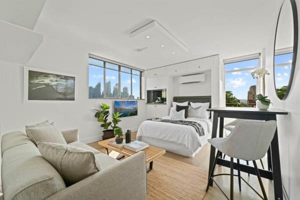 Modern Potts Point Studio - Willoughby