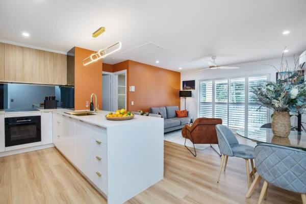 1 Bedroom Gem With Aircon Stroll To Beach - Gold Coast