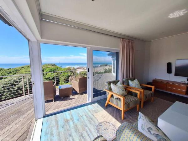 Seaside Beach House With Pool & Invertor - Port Alfred