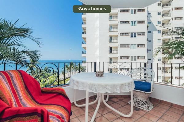 Ocean View 2br Condo-balcony-beach-pool - Puerto Vallarta