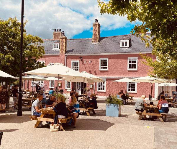 Kings Arms Hotel - Abergavenny