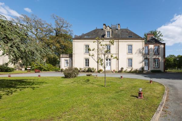 Chateau De La Richerie - Les Herbiers