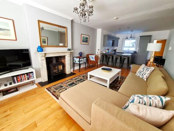 The Old School House - Parking & Close To City - Salisbury