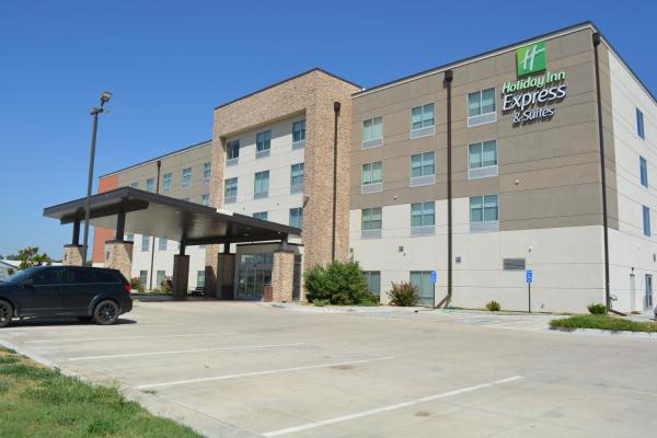 Holiday Inn Express & Suites - Kansas