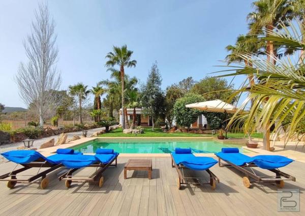 Casa Bet Con Piscina Y Jardín. - Ibiza