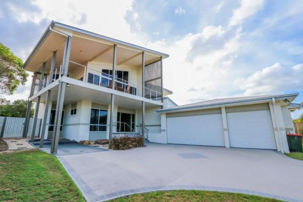 Banksea Holiday Home - Seventeen Seventy