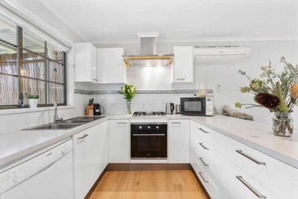 Banksia Beachhouse 38 Kightley Rd Goolwa Beach-no Linen Included - Middleton