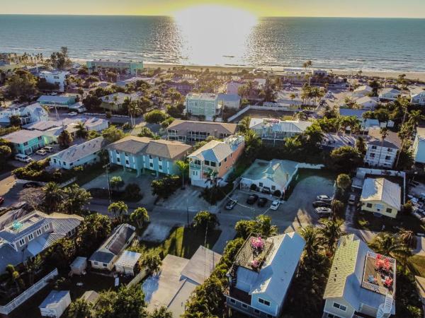 Playa Esmeralda Home! Bradenton Beach Now Open!!! - Bradenton Beach