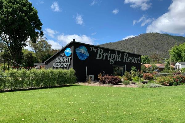 The Bright Resort - Bright