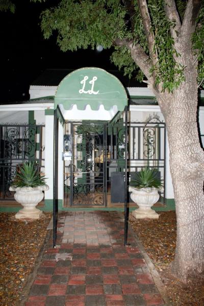 Lockerbie Lodge - Vryburg
