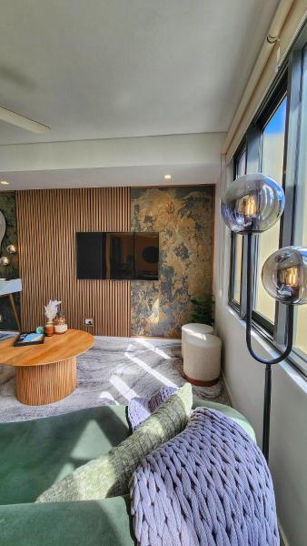 Harbour-view Waterfront Apartment - Darwin