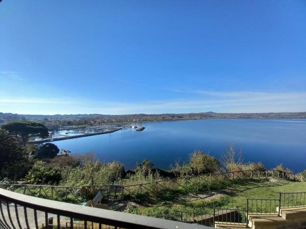 Vania Blu Alloggio Turistico - Capodimonte