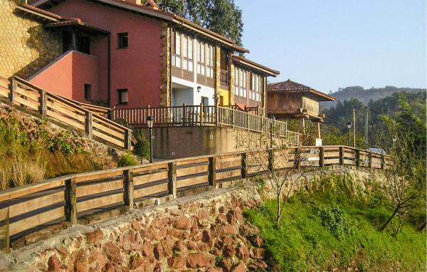 Lovely Apartment In Villaviciosa - Nava