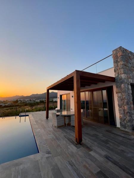 Bungalow Med Privat Saltvannsbasseng På Dejablue - Girne