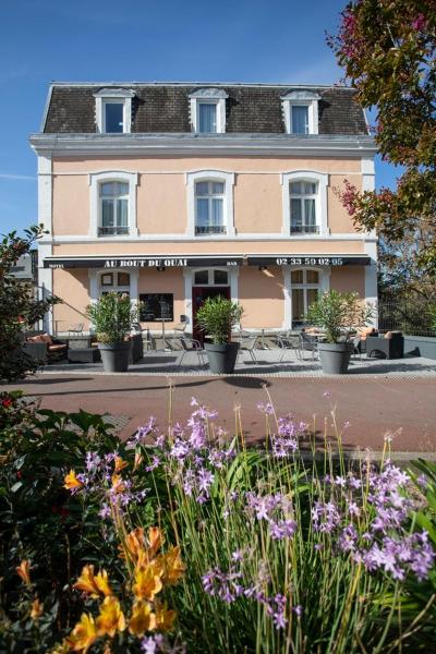 Au Bout Du Quai - Bréville-sur-Mer