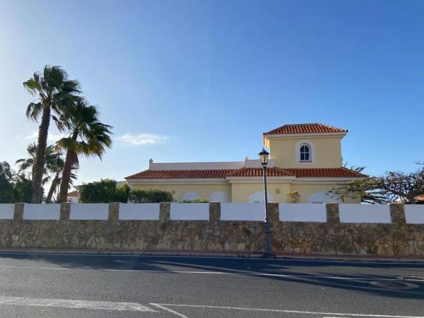 Oasis Golf Villa - Caleta de Fuste