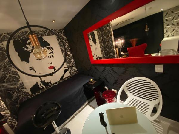 Blux 1305 Poblado Medellín Colombia - Medellín