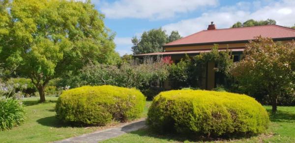 Ripplebrook Country Cottage - Fish Creek