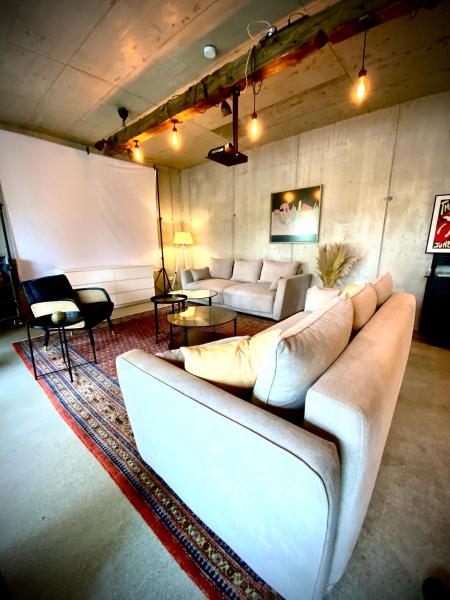 Waterfront - Urbane Eleganz Am Bachufer - Villach