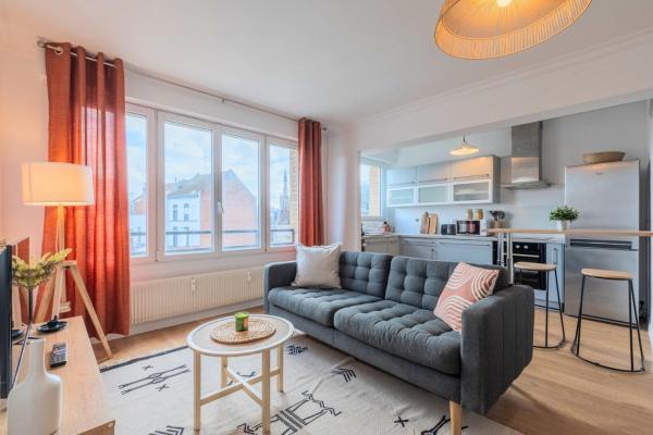 One Bedroom Apartment With Balcony, City Center - Courtrai