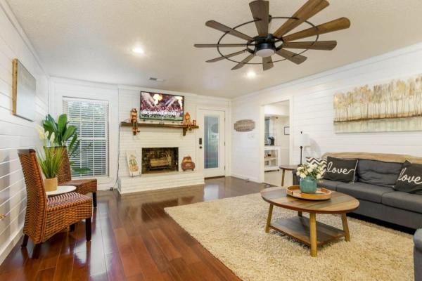 Gorgeous Alabama Home 4 Miles To Stadium Sleeps 8 - Tuscaloosa, AL