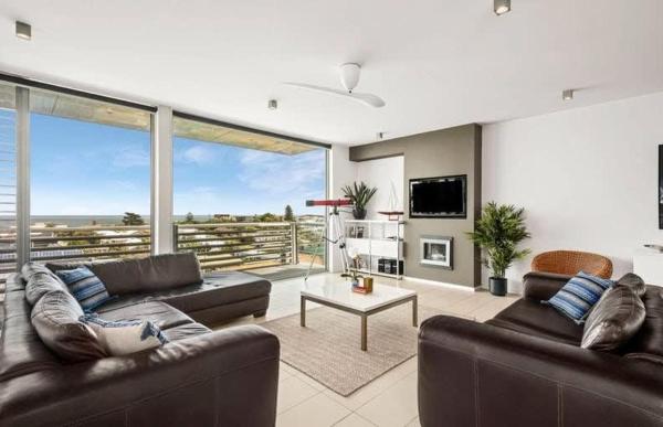 Seaside Luxury - Panoramic Views In Heart Of Town - Point Lonsdale