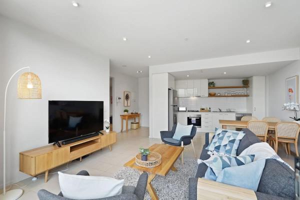 A River-side 2bdm Footscray Oasis + Parking - Melbourne