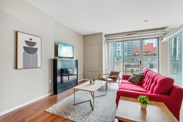 Cozysuites Mill District With Pool, Gym # 10 - Minneapolis, MN