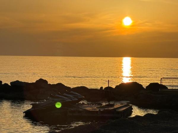 Faros Beach Seabreeze 1br, Pool, Seaside, Paphos - Pafos