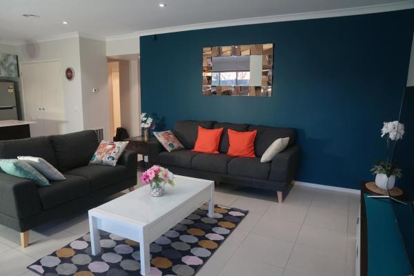 Designer Decor Home With 8beds At Williams Landing - City of Wyndham