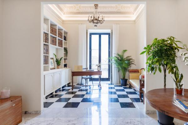 Palazzo Costarelli - Bed And Breakfast - Catania