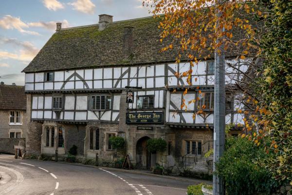 The George Inn & Plaine - Warminster