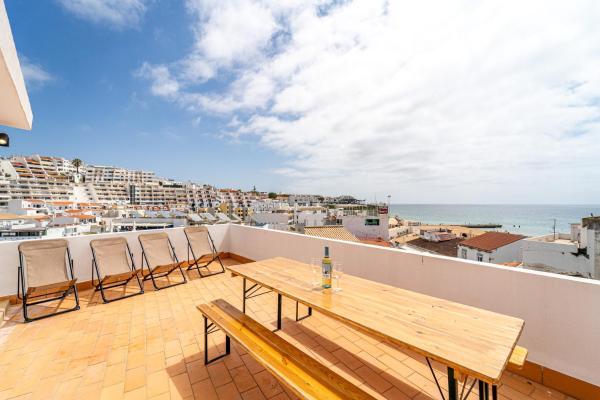 Sandy Bottoms Hostel - Quarteira