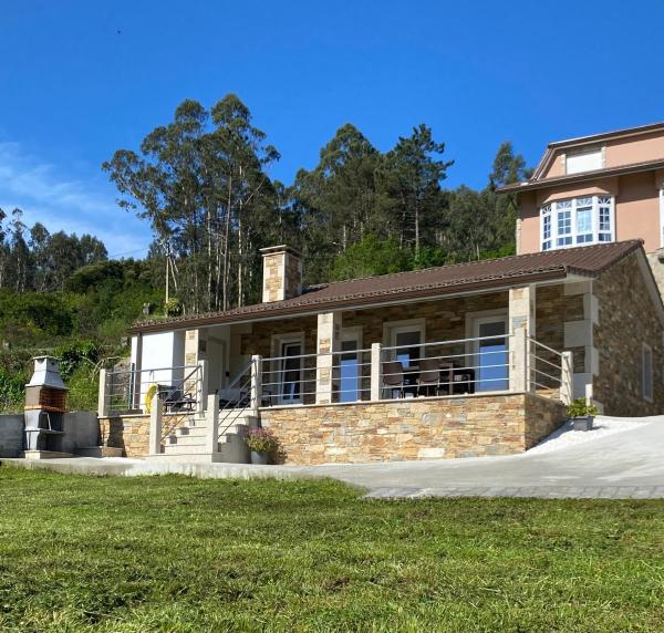 A Casa D'abaixo - Cee
