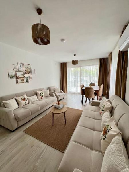 Gül Homes: Denize Yakın Merkezi Modern Ev - Kemer
