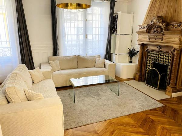 Triplex à Montmartre - Sauna - Parigi
