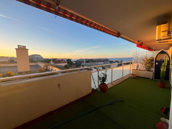 Magnifique 2p Vue Mer Terrasse Parking - Antibes