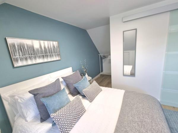 Spacious Town House - Coventry City Centre, Free Parking, Sleeps 6, High-speed Wifi, En-suite, Great Location, A45, A46, Jlr, Nec, Airport, Warwick & Stratford Upon Avon - Fernwood Stays - Your Home Away From Home! - Coventry