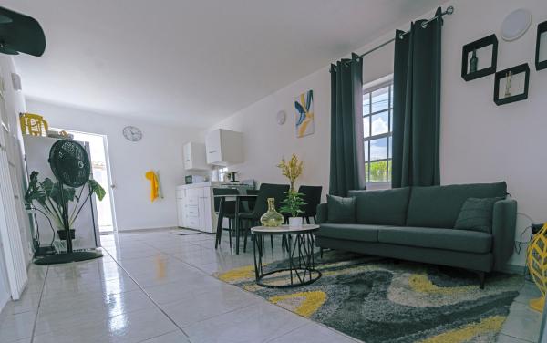 Blissful Breeze Apartments - Curaçao