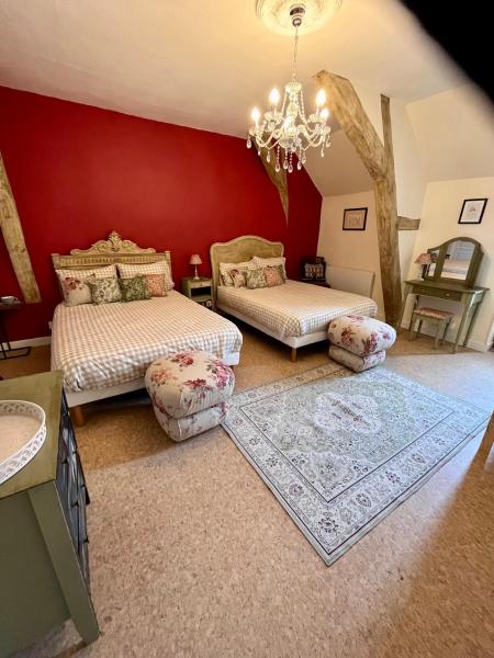 Attic Suite, Maison De Mags & Mags - France
