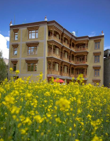 The Nangsay Hotel - Leh
