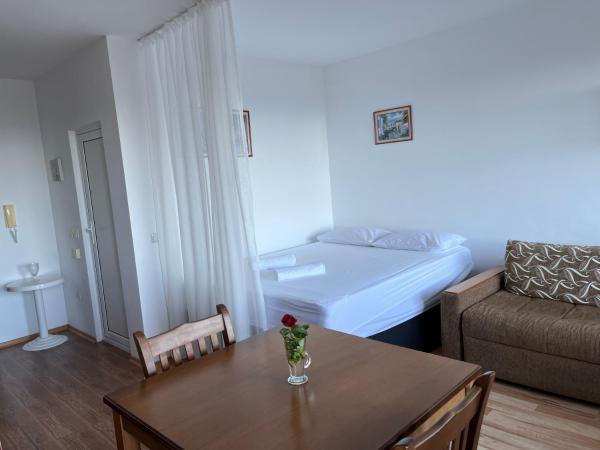 Квартира студия на берегу моря - Obzor