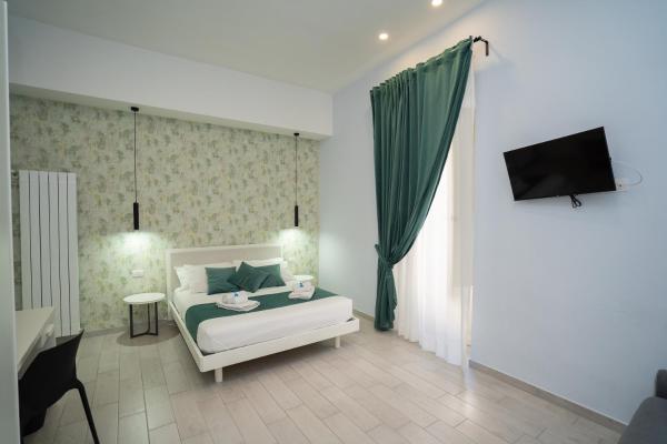 Mida's Boutique Rooms - Naples