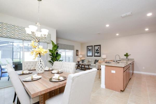 Spacious Cozy Comfort In Every Corner - Orlando