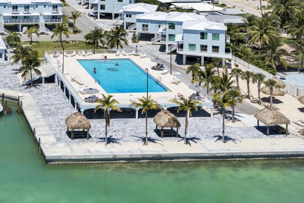 Carney's Reef New 1b 1b Pool Patio - Marathon, FL