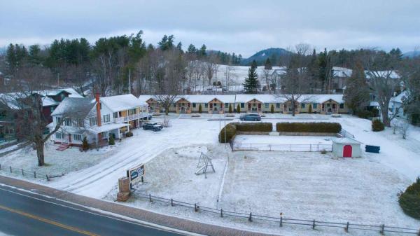 The Snowshoe Lodge - Lake Placid, NY