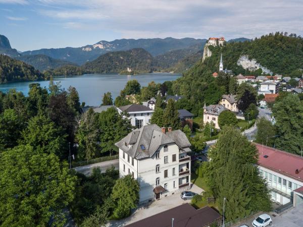 Vila Josephine - Authentic Hospitality Near Lake Bled - Bled