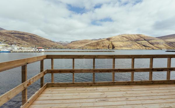 Seaside Nest - Charming Waterfront Retreat - Îles Féroé