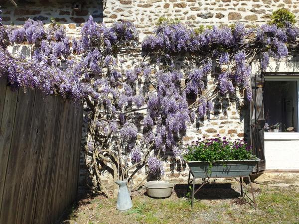 Fermette Dans Les Pays De La Loire - Mayenne